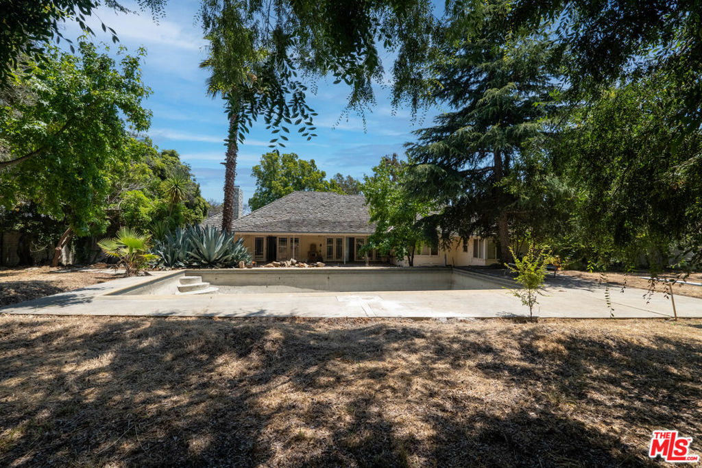 13657 W Sunset Boulevard, Pacific Palisades, CA 90272 - SOLD LISTING ...