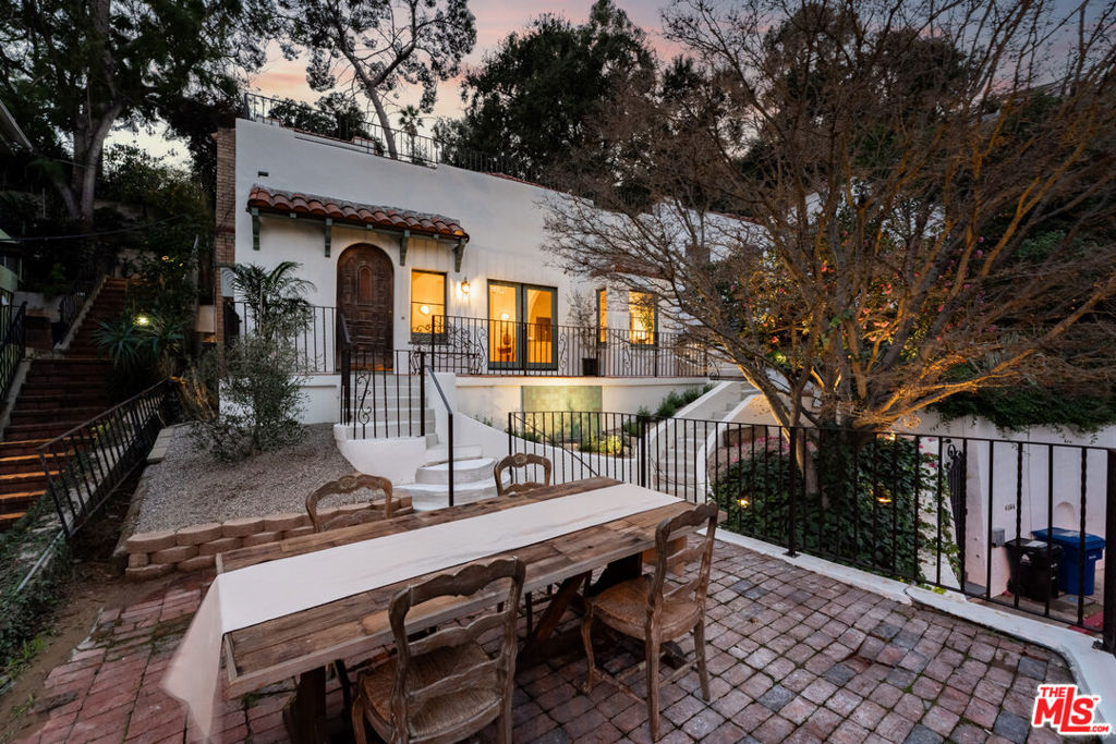 6140 Glen Tower Street, Los Angeles, CA 90068 - SOLD LISTING | MLS ...