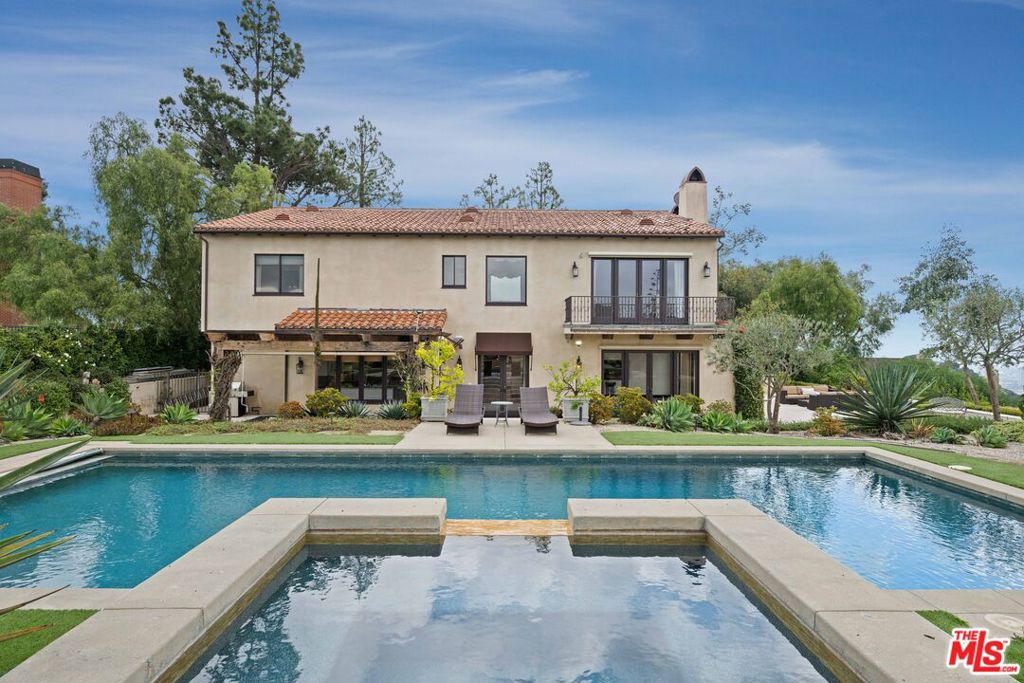 1301 Linda Flora Drive, Los Angeles, CA 90049 - SOLD LISTING | MLS ...