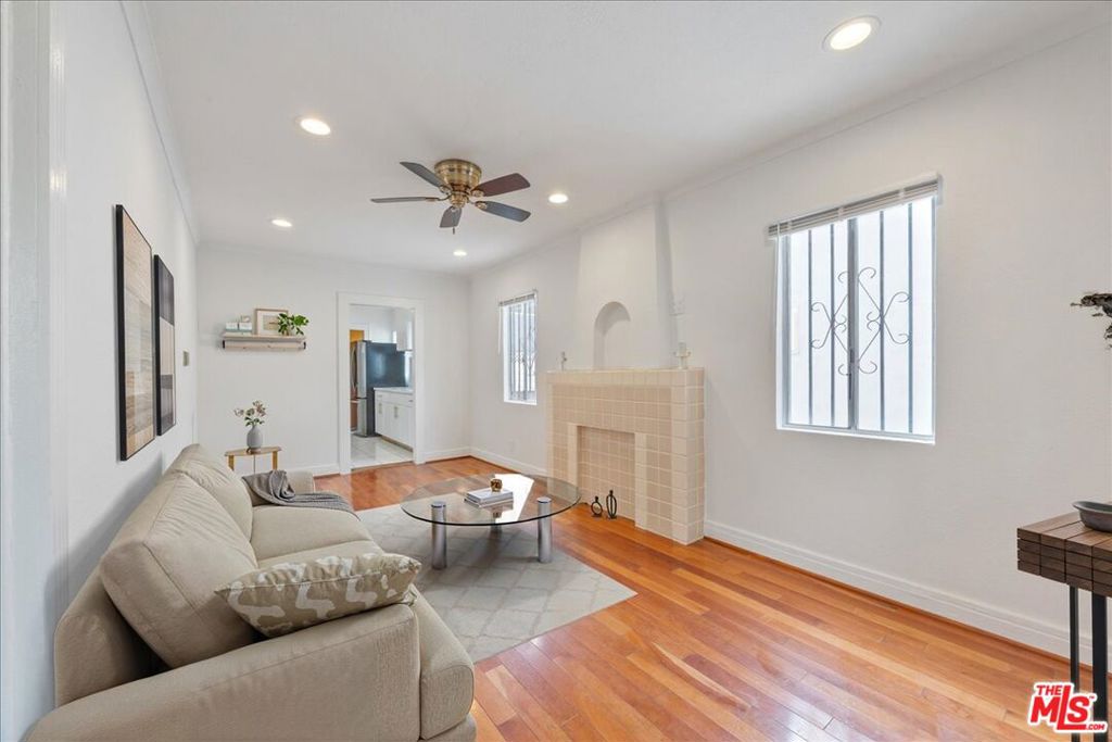 2840 S Mansfield Avenue, Los Angeles, CA 90016 | MLS # 25601591