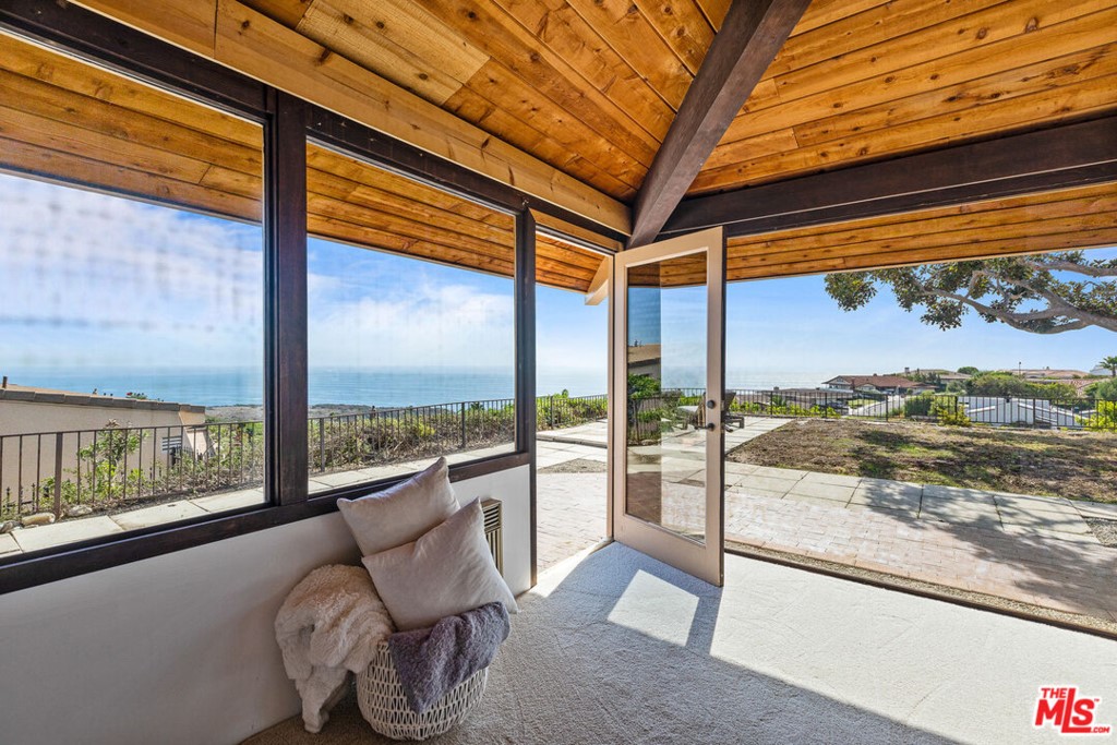 24602 Vantage Point Terrace, Malibu, CA 90265 - SOLD LISTING | MLS ...
