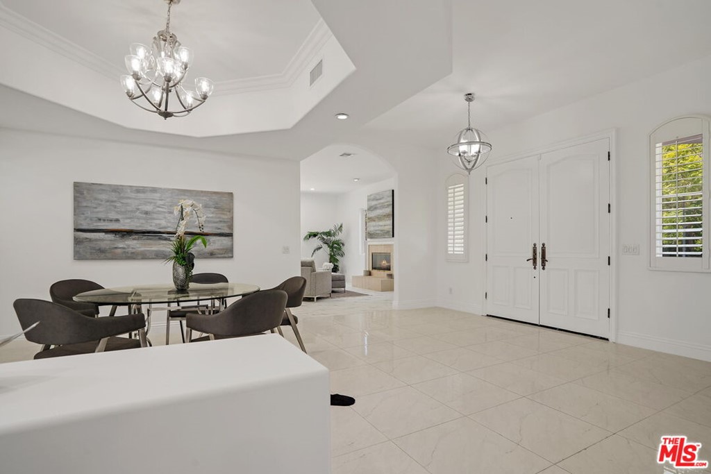 882 Harbor Crossing Lane, Marina Del Rey, CA 90292 - SOLD LISTING | MLS ...