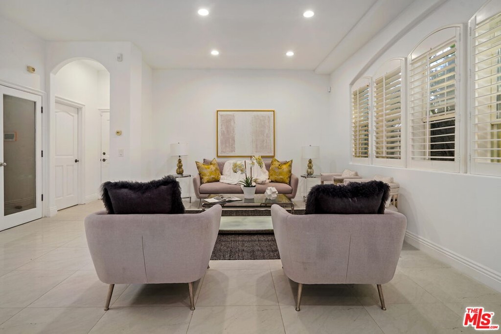 882 Harbor Crossing Lane, Marina Del Rey, CA 90292 - SOLD LISTING | MLS ...