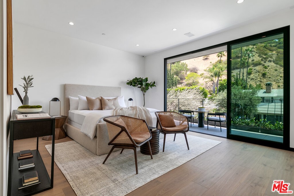 1461 Rising Glen Road, Los Angeles, CA 90069 - SOLD LISTING | MLS ...