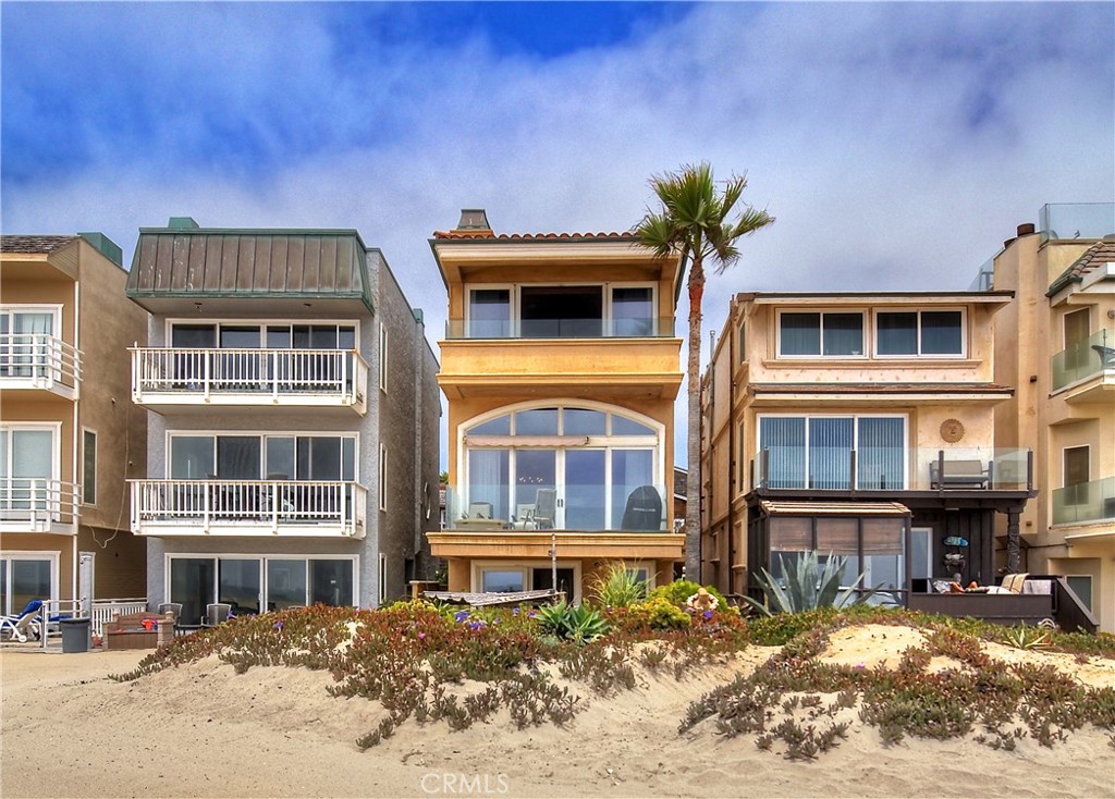 61 A Surfside, Surfside, CA 90743 - SOLD LISTING | MLS # NP23187898