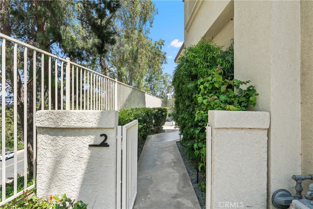 2 Sobrante, Aliso Viejo, CA 92656 - SOLD LISTING | MLS # OC23100147