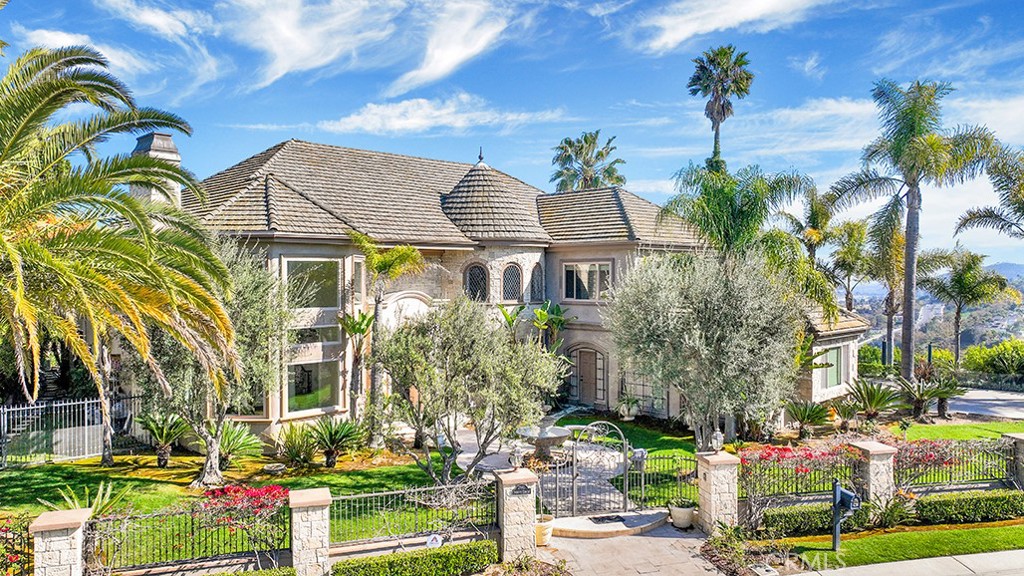 27662 Deputy Circle, Laguna Hills, CA 92653 - SOLD LISTING | MLS ...