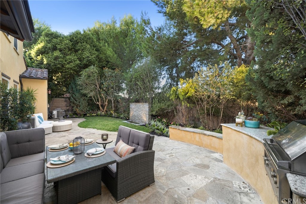 Sold: 67 Shade Tree, Irvine, CA 92603 | 3 Beds / 2 Full Baths / 1 Half ...